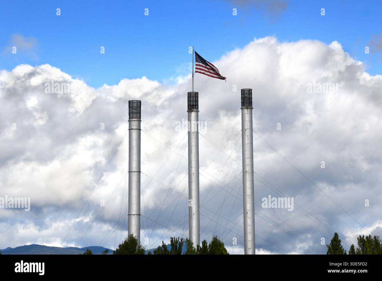 Shevlin hixon lumber mill hi-res stock photography and images - Alamy