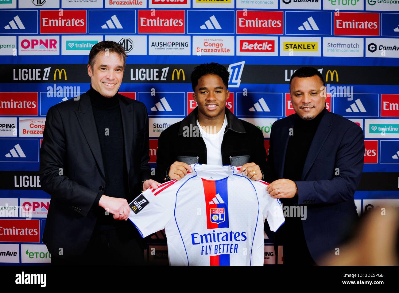 Endrick (Olympique Lyonnais 9) Michael GERLINGER and Mathieu LOUIS-JEAN ...