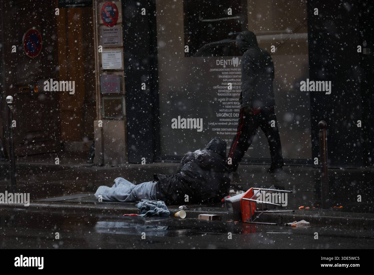 ©PHOTOPQR/LE PARISIEN/Delphine Goldsztejn ; Paris ; 05/01/2026 ; Neige ...