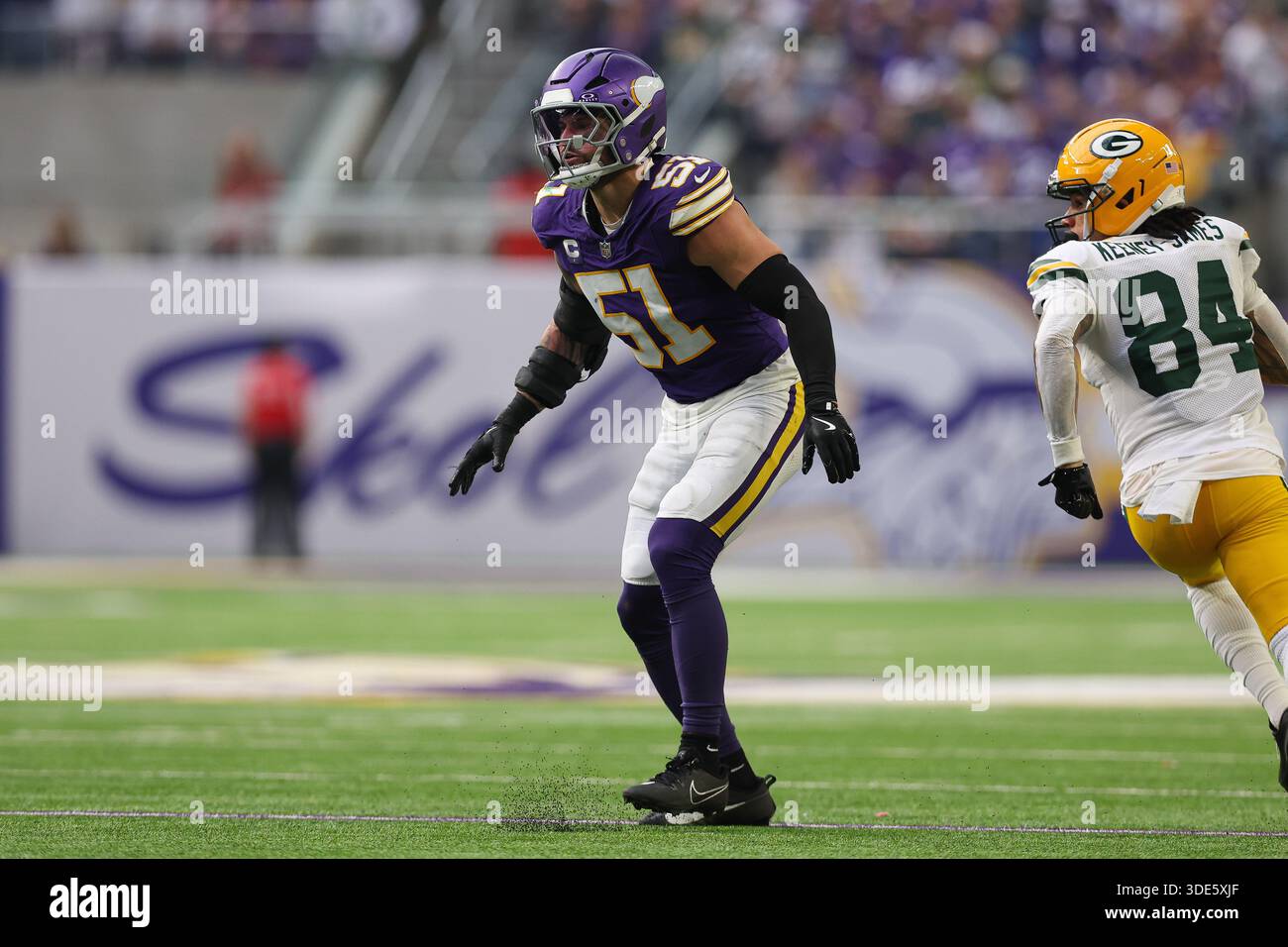 Minnesota Vikings linebacker Blake Cashman moves across the field ...