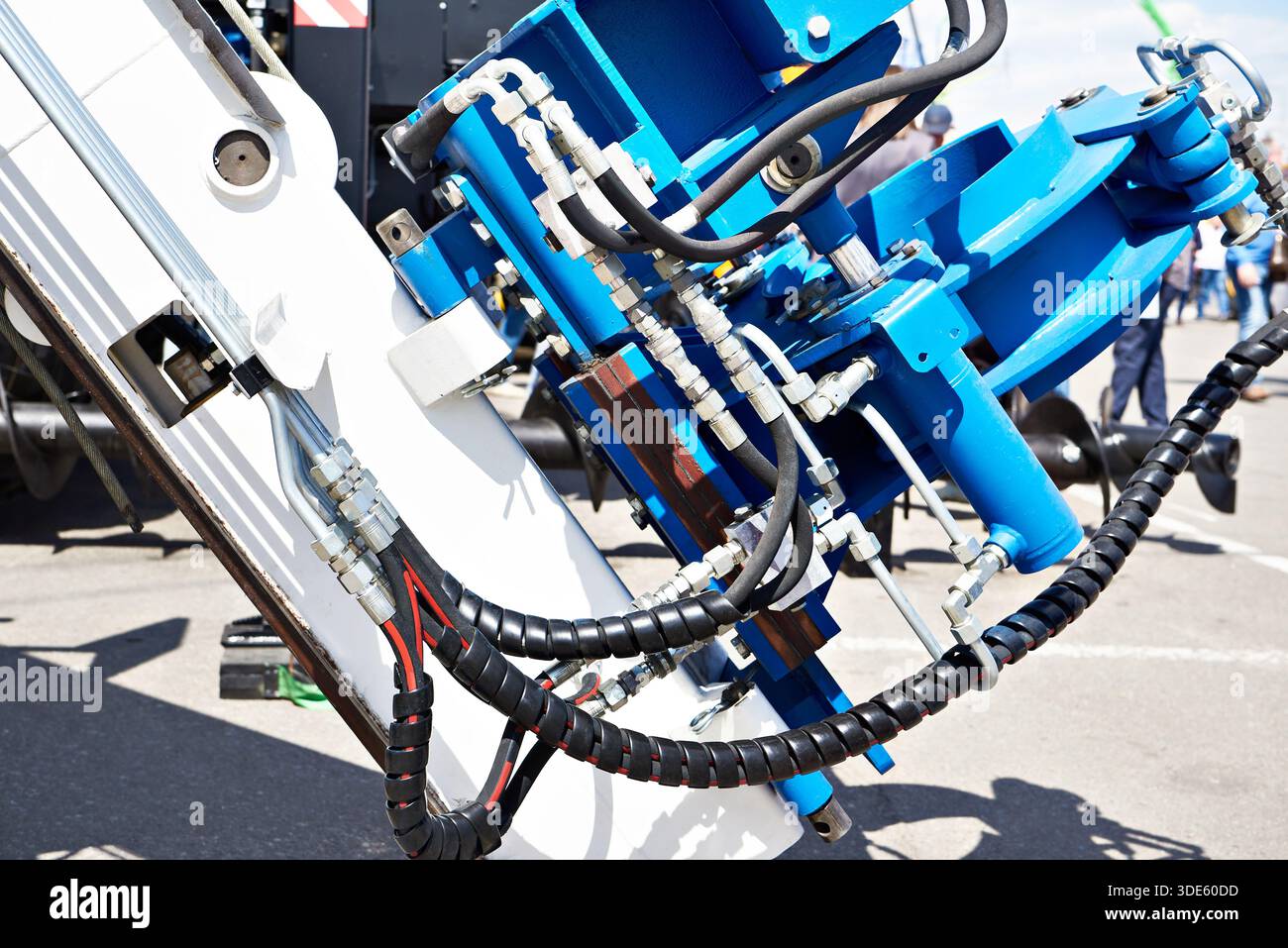 Hydraulic hoses drilling rig industrial Stock Photo - Alamy