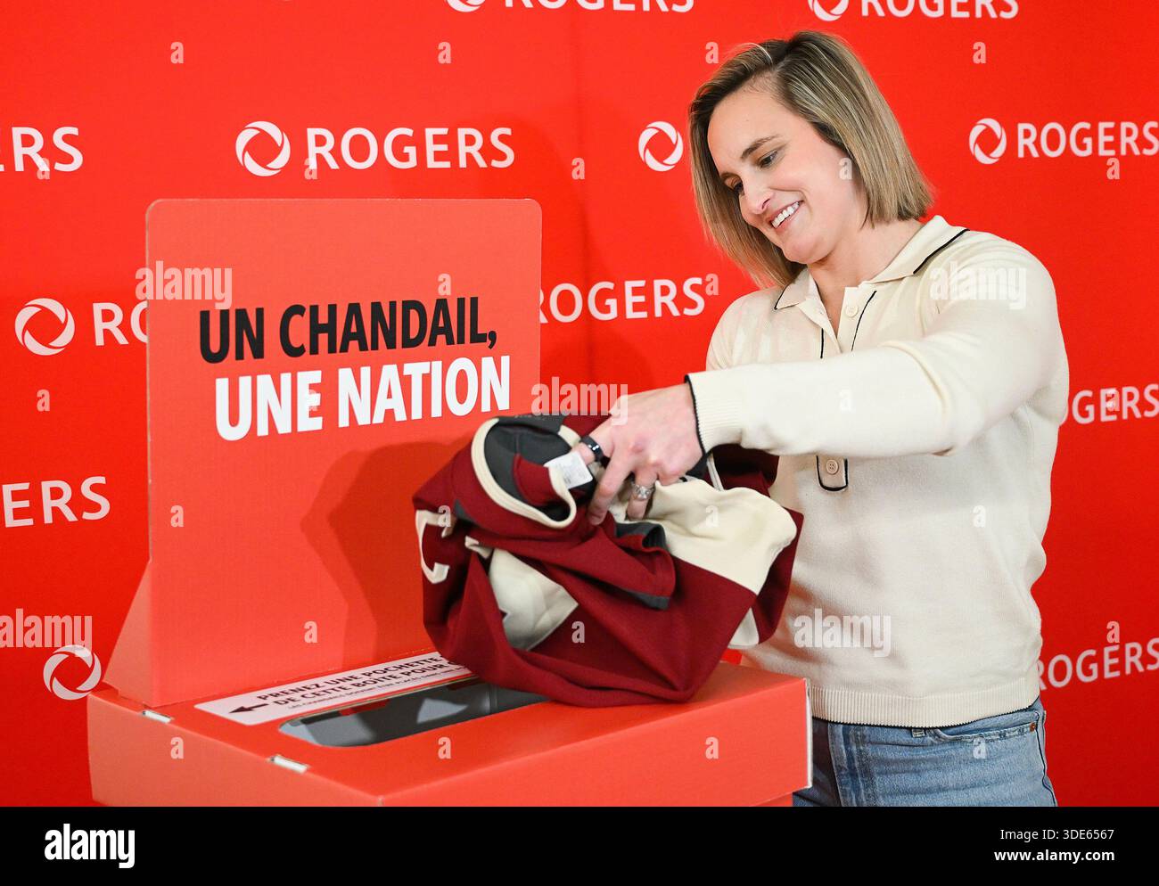 Montreal Victoire Captain Marie-Philip Poulin donates a jersey from her ...