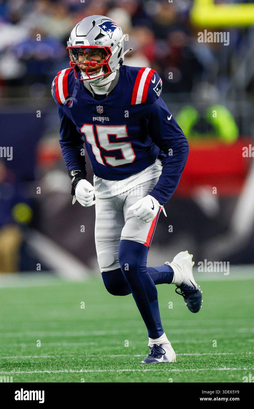 New England Patriots linebacker Marte Mapu (15) runs at kickoff during ...