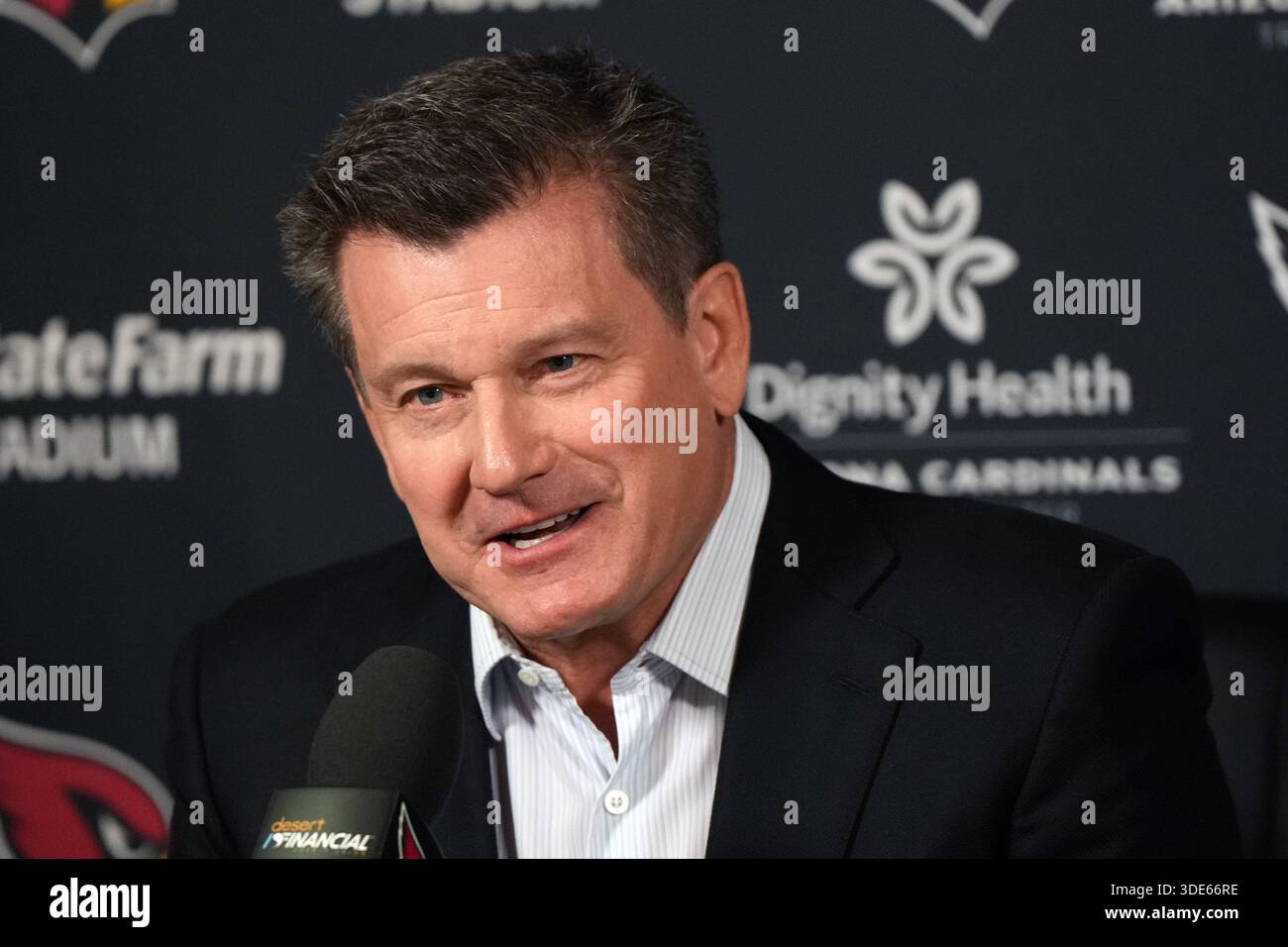 Arizona Cardinals owner Michael Bidwell acknowledges the media after ...