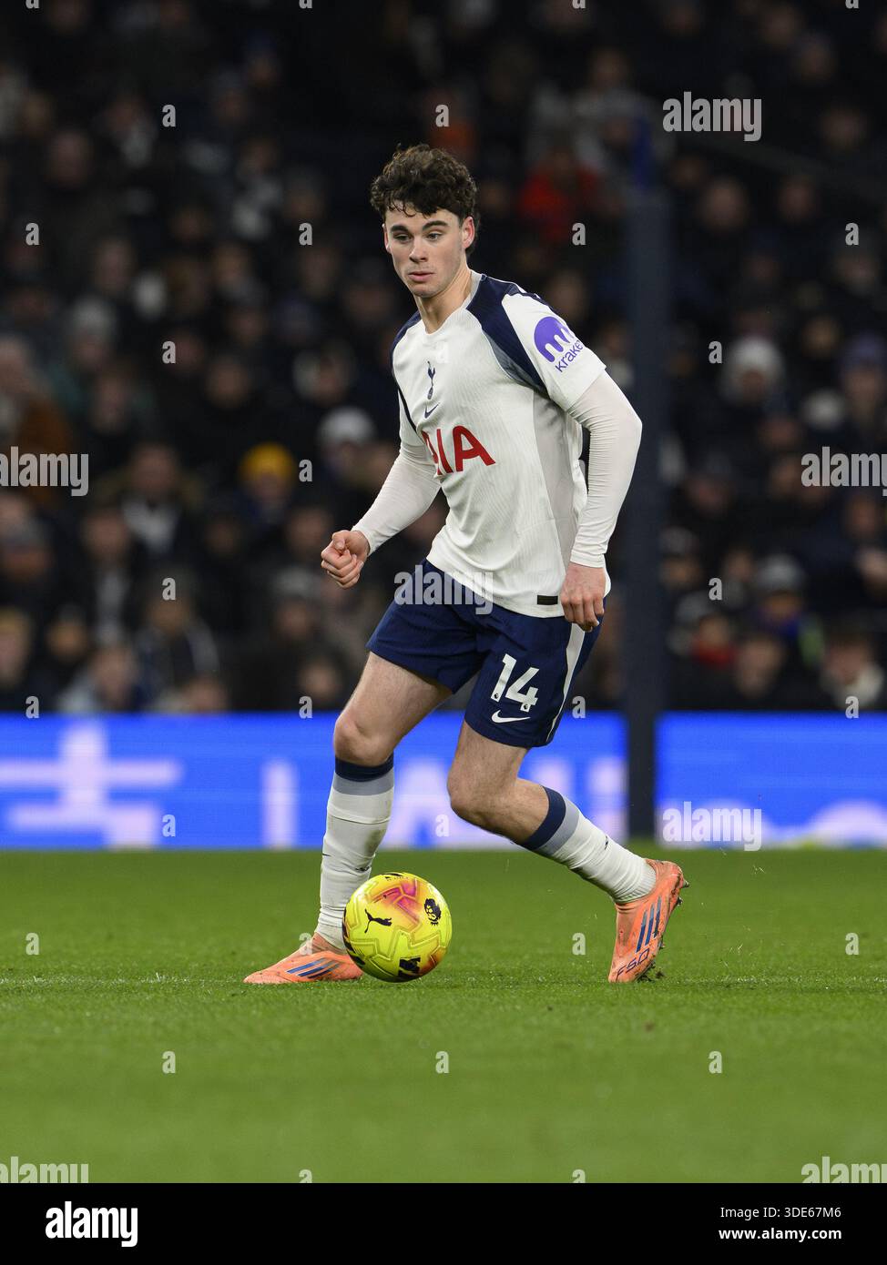 London, England, January 4, 2026: Tottenham Hotspur's Archie Gray ...