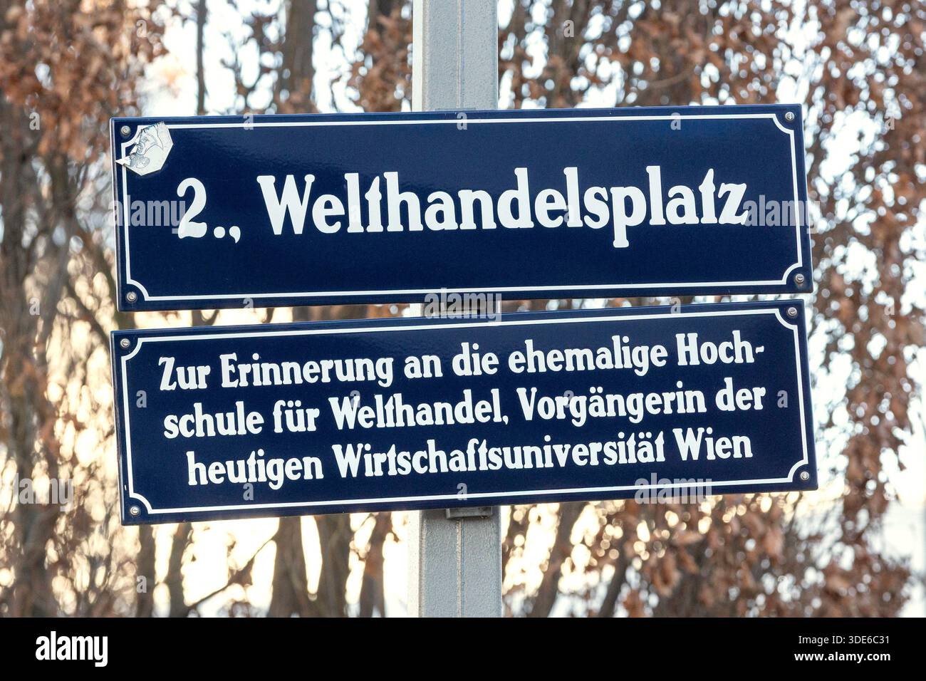 Straßenschild, Welthandelsplatz, 2. Bezirk in Wien, Österreich ...