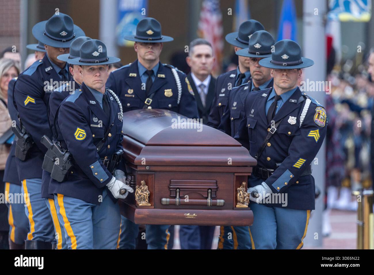 Newark, De, U.S.A. 5th Jan, 2026. Delaware State Police pallbearers ...