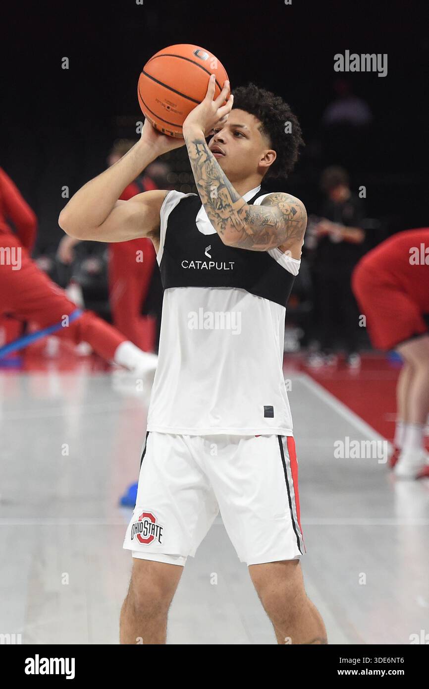 January 5, 2026: Ohio State Buckeyes guard John Mobley Jr. (0) warms up ...