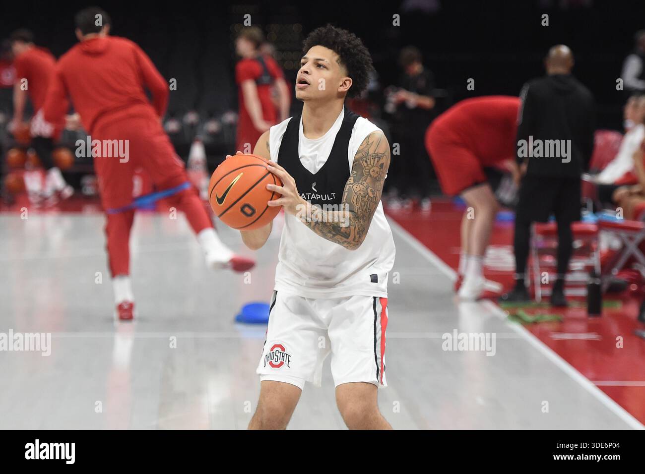 January 5, 2026: Ohio State Buckeyes guard John Mobley Jr. (0) warms up ...