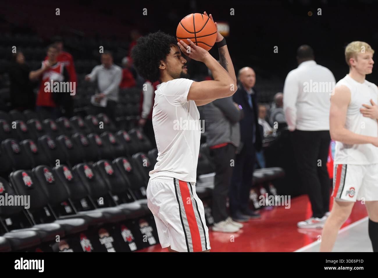 January 5, 2026: Ohio State Buckeyes guard Taison Chatman (3) warms up ...