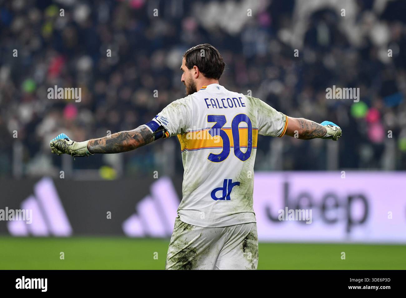 Wladimiro Falcone of US Lecce during Serie A 2025/26 match between ...
