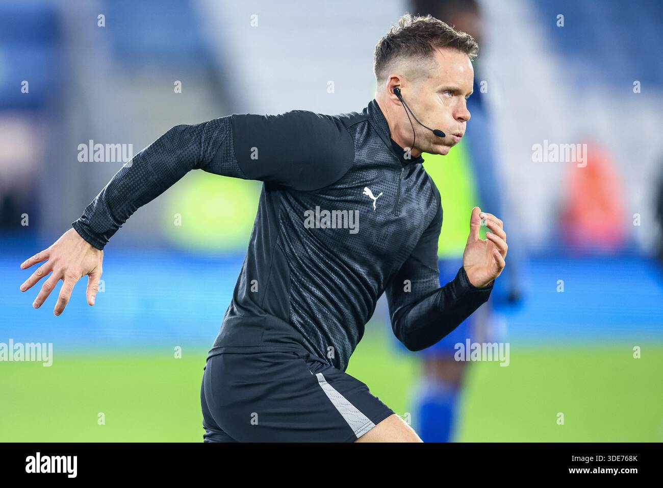 Referee, Stephen Martin at warm up during the Sky Bet Championship ...