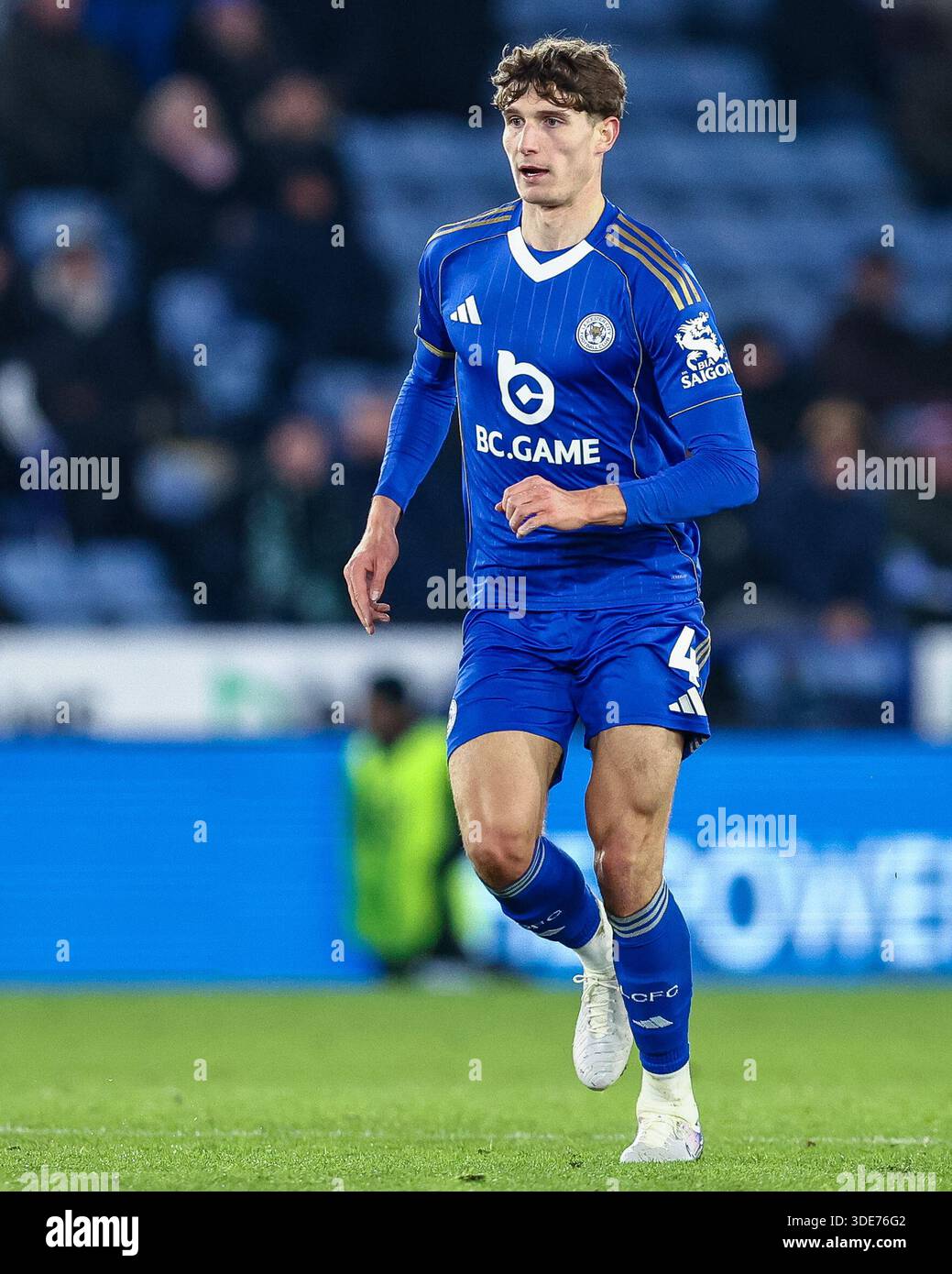 4, Ben Nelson of Leicester City moves during the Sky Bet Championship ...