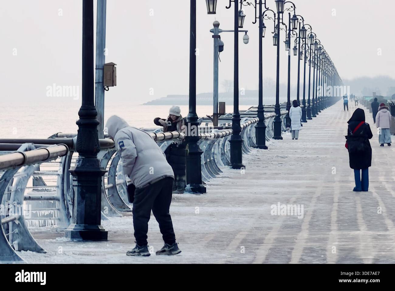 Stunning icicle views appear in the seaside in Dalian City, northeast ...