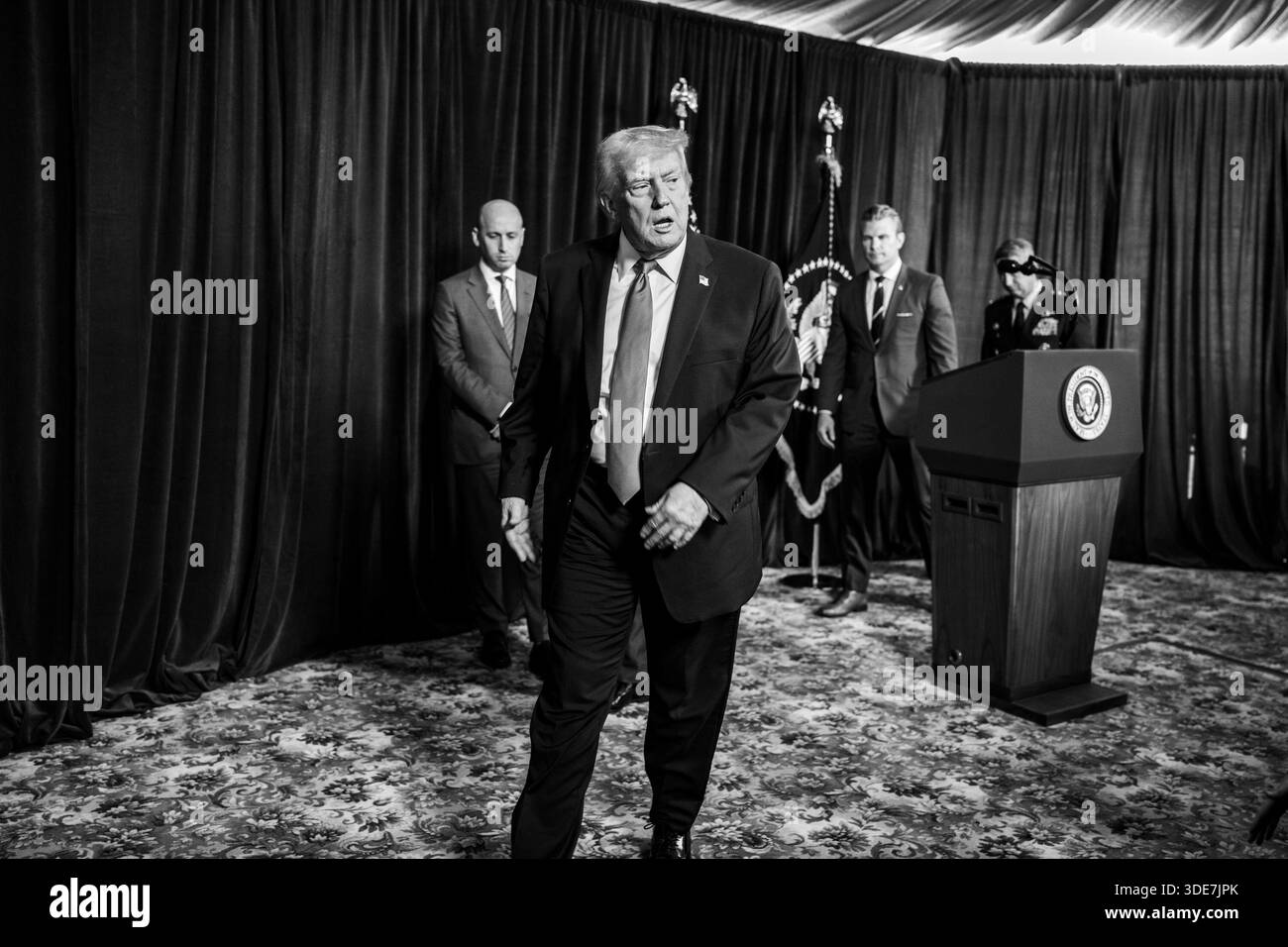 Capture of nicolas maduro Black and White Stock Photos & Images - Alamy