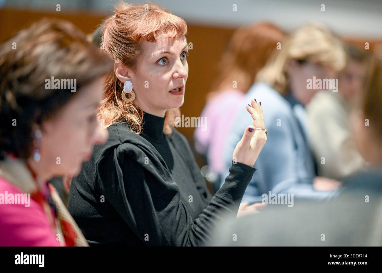 06 January 2026, Berlin: Michaela Schröder (2nd from left), Head of ...