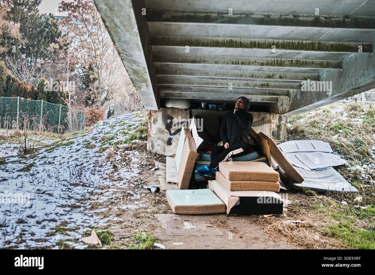 Homeless people living under bridge during the freezing weather in Brno ...