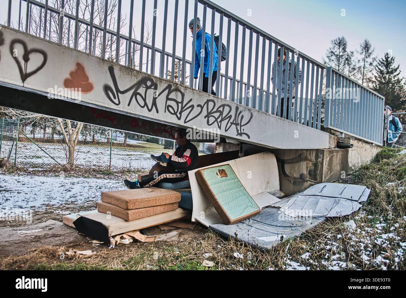Homeless people living under bridge during the freezing weather in Brno ...