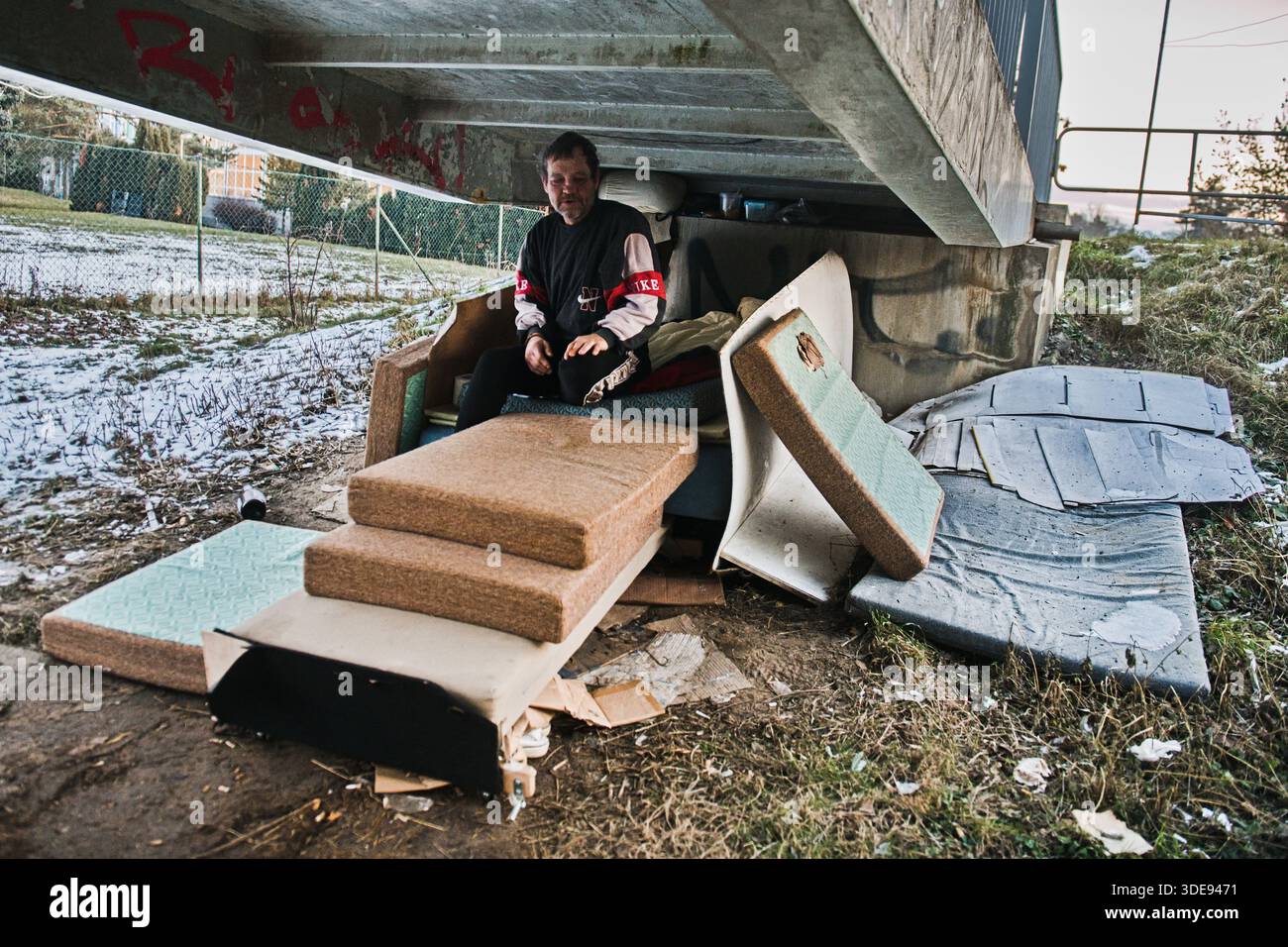 Homeless people living under bridge during the freezing weather in Brno ...