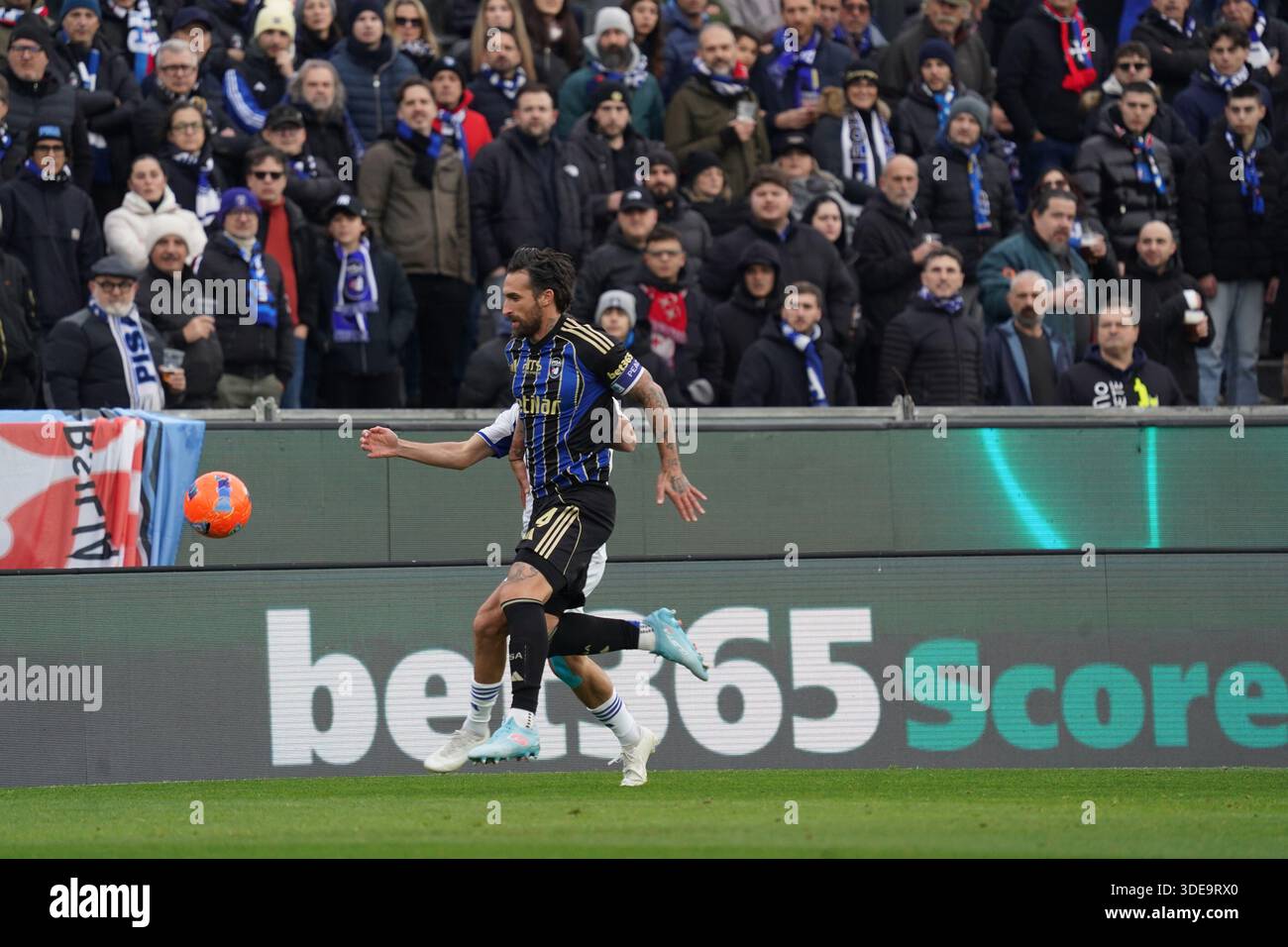 Pisa's Antonio Caracciolo goes for the ball during the Serie A soccer ...