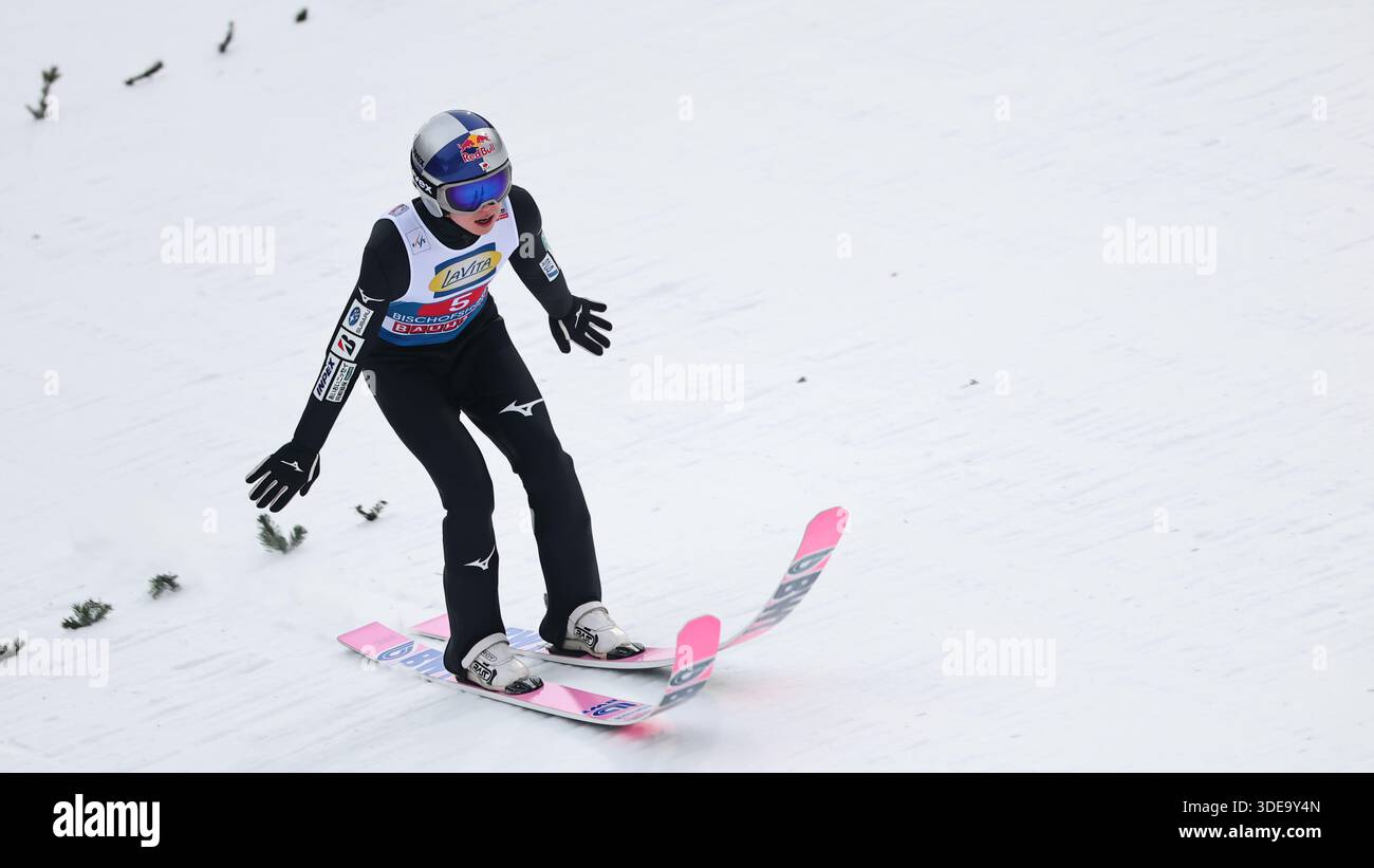 06 January 2026, Austria, Bischofshofen: Nordic skiing/ski jumping ...