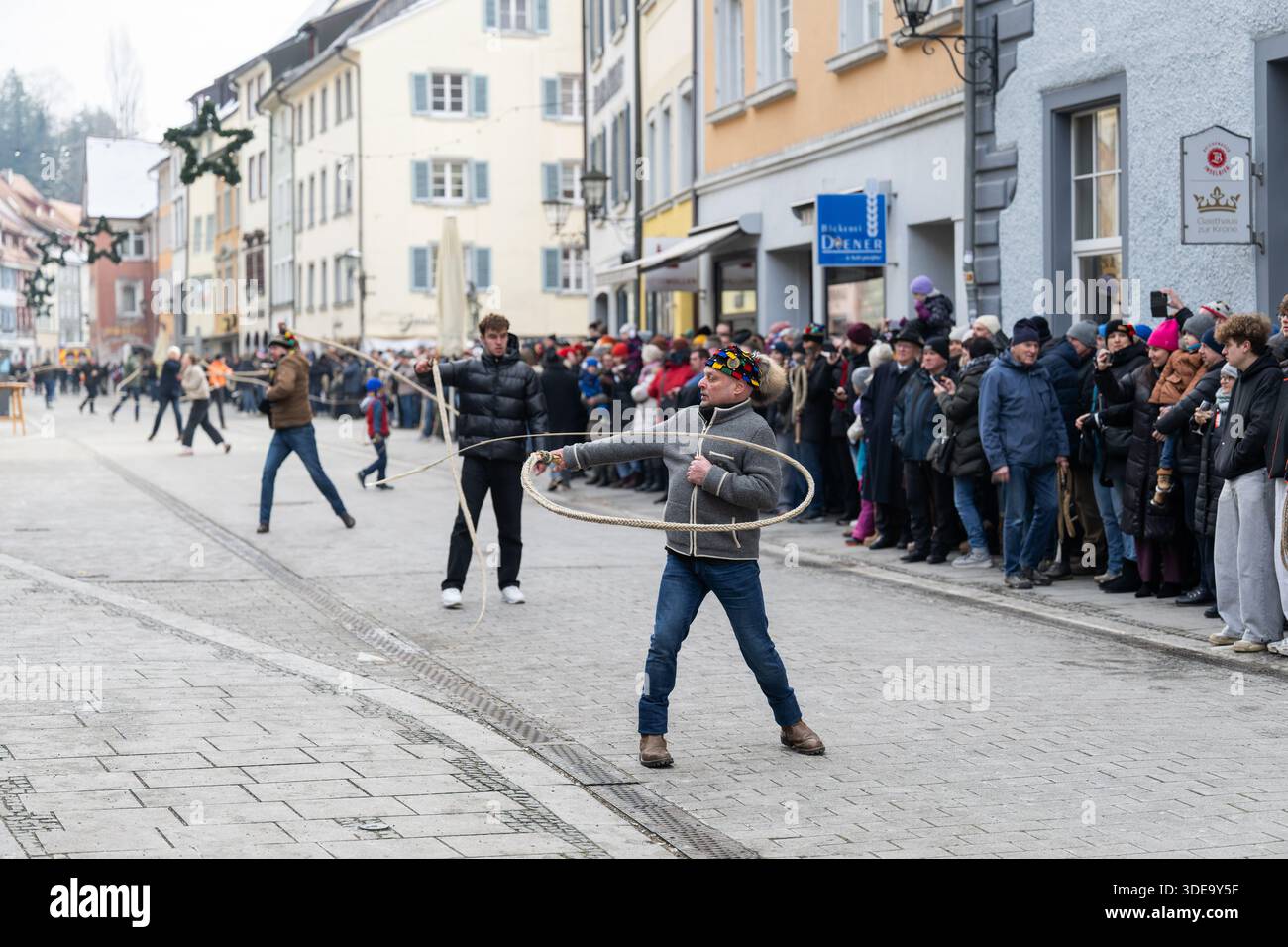 06 January 2026, Baden-Württemberg, Überlingen: Numerous people in the ...