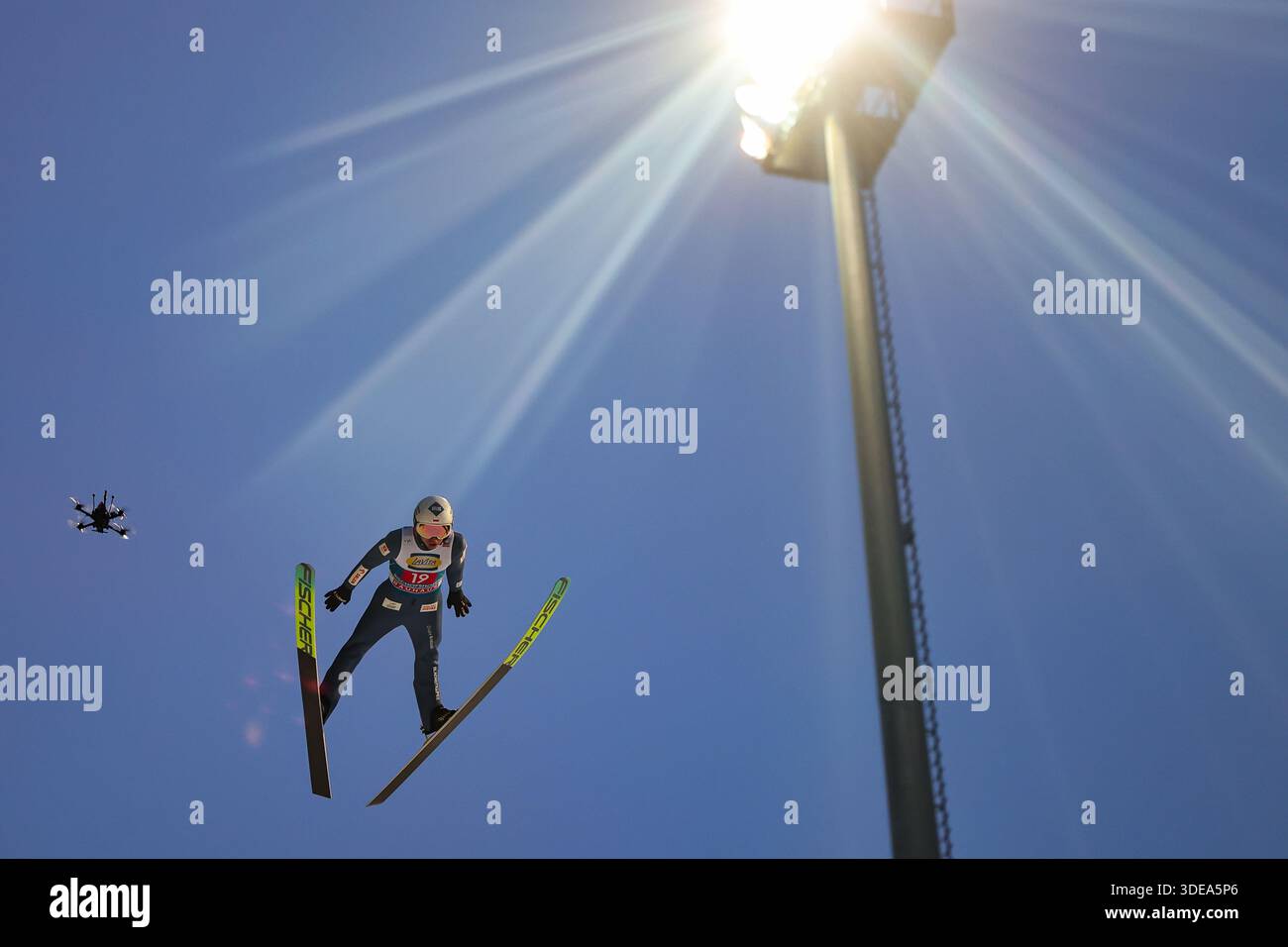 06 January 2026, Austria, Bischofshofen: Nordic skiing/ski jumping ...