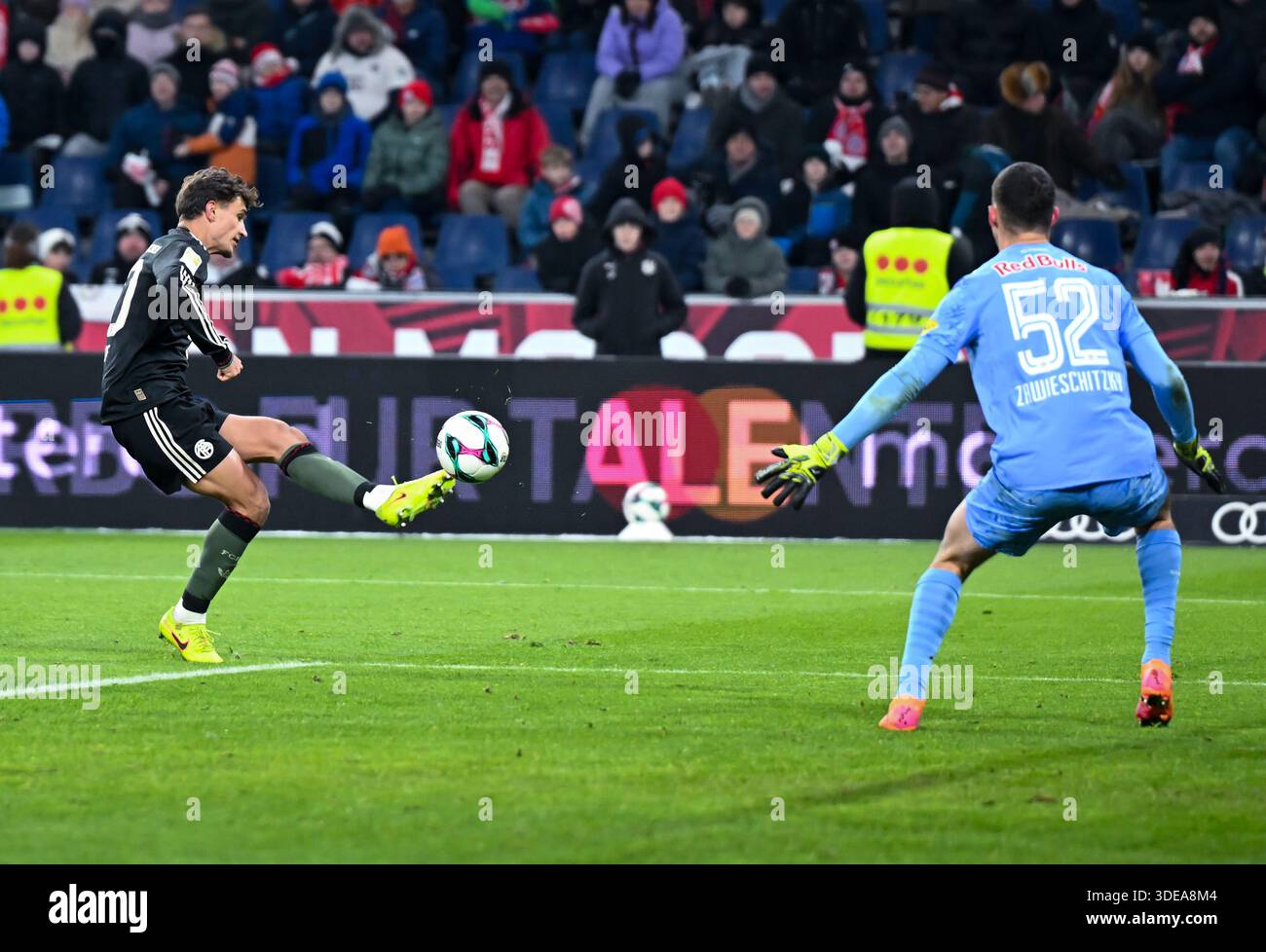 06 January 2026, Austria, Salzburg: Soccer, test matches, FC Red Bull ...