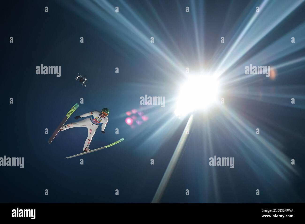 06 January 2026, Austria, Bischofshofen: Nordic skiing/ski jumping ...