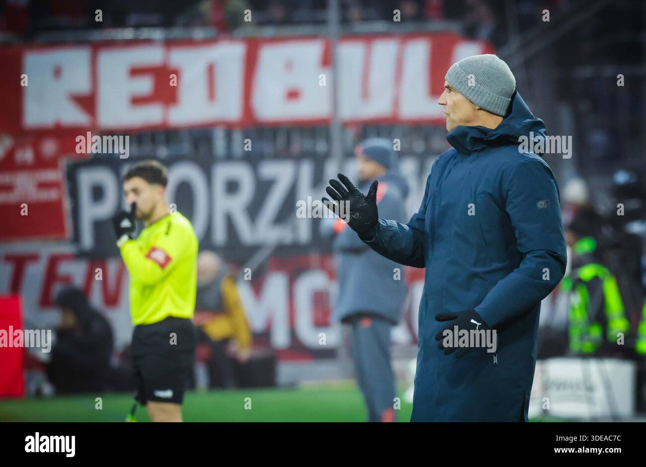 ABD0135 20260106 - SALZBURG - ÖSTERREICH: Cheftrainer Thomas Letsch ...