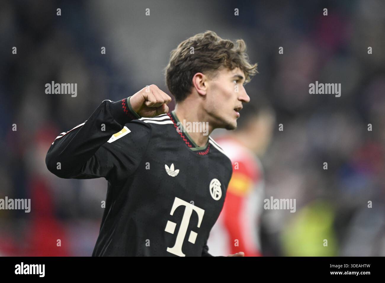 SALZBURG, AUSTRIA - JANUARY 6: Tom Bischof of Bayern Muenchen ...