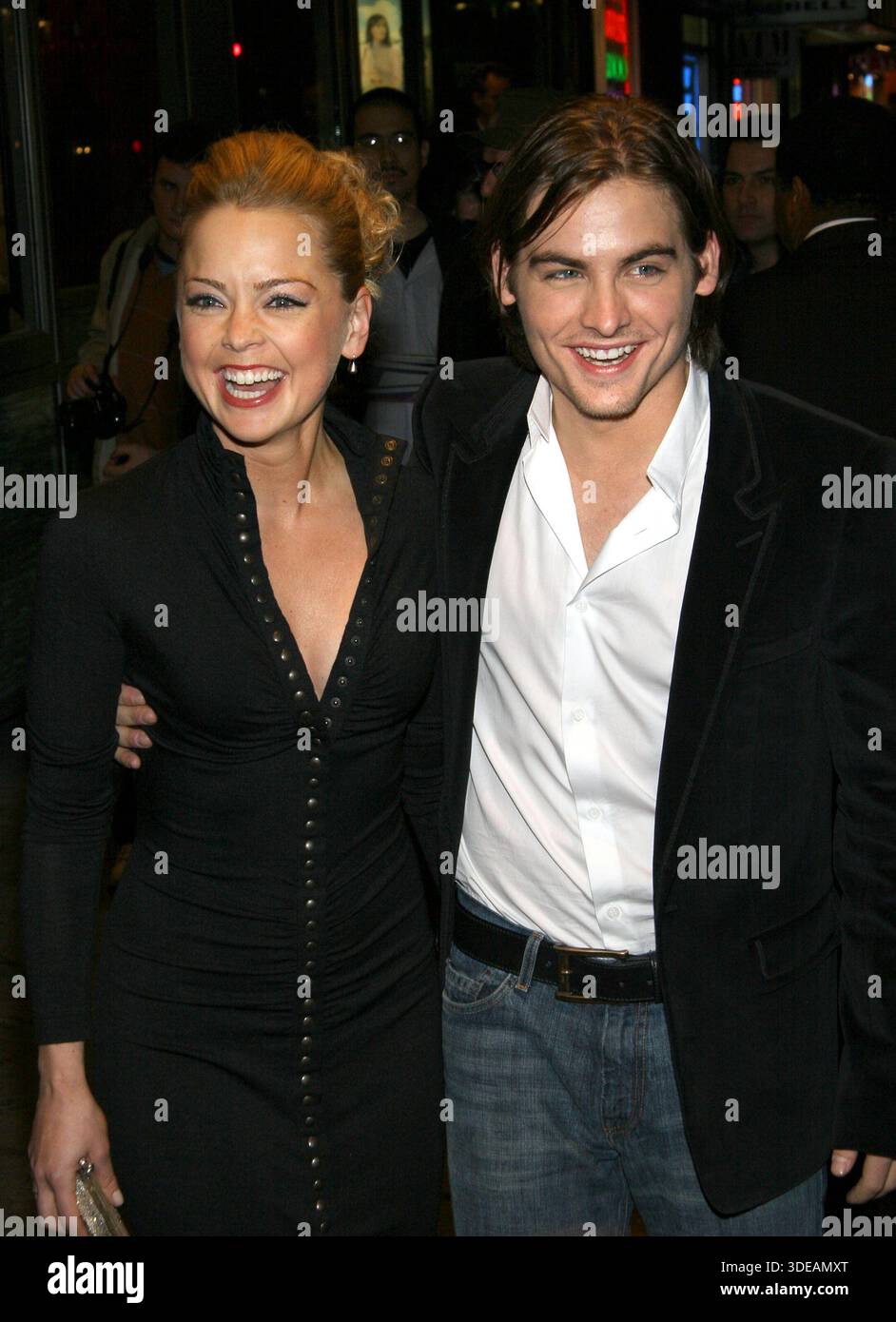 29 November 2005 - New York, NY - Marisa Coughlan and Kevin Zegers at ...