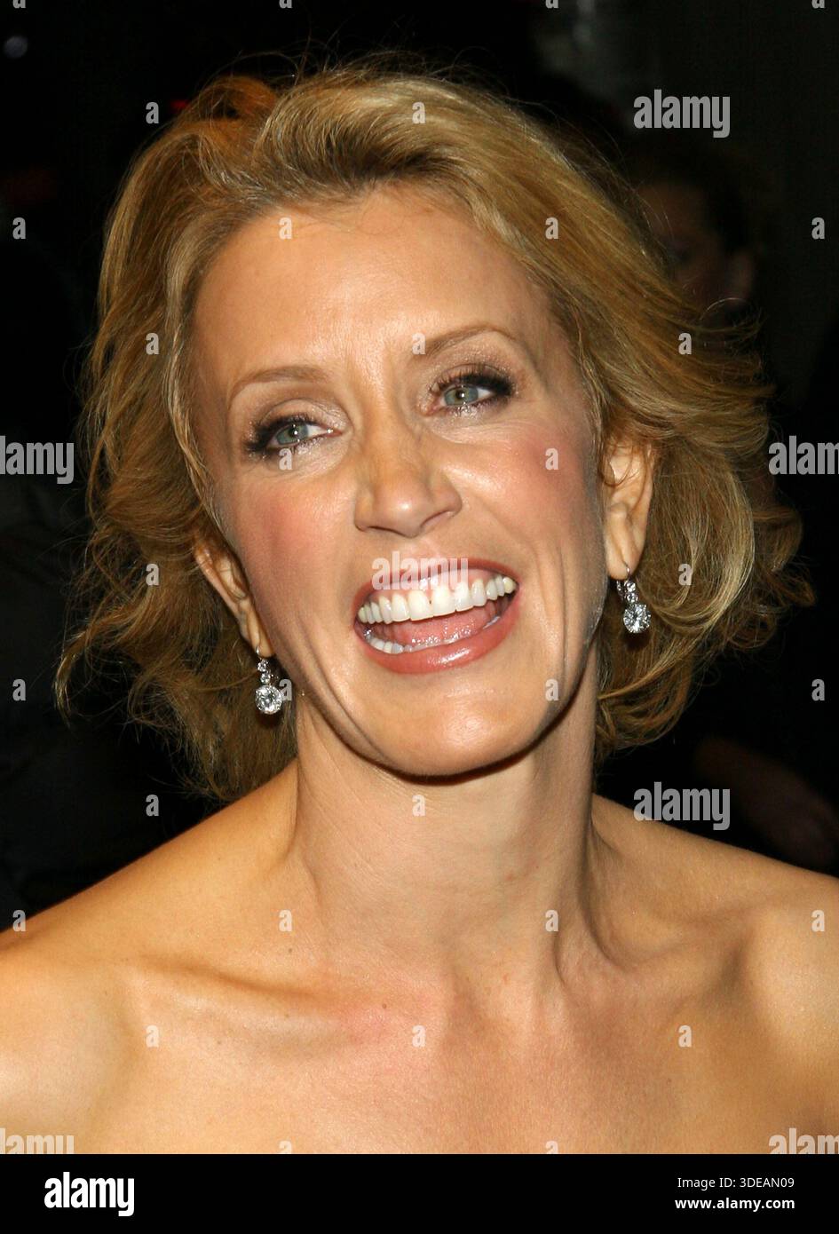 29 November 2005 - New York, NY - Felicity Huffman at the NY Premiere ...