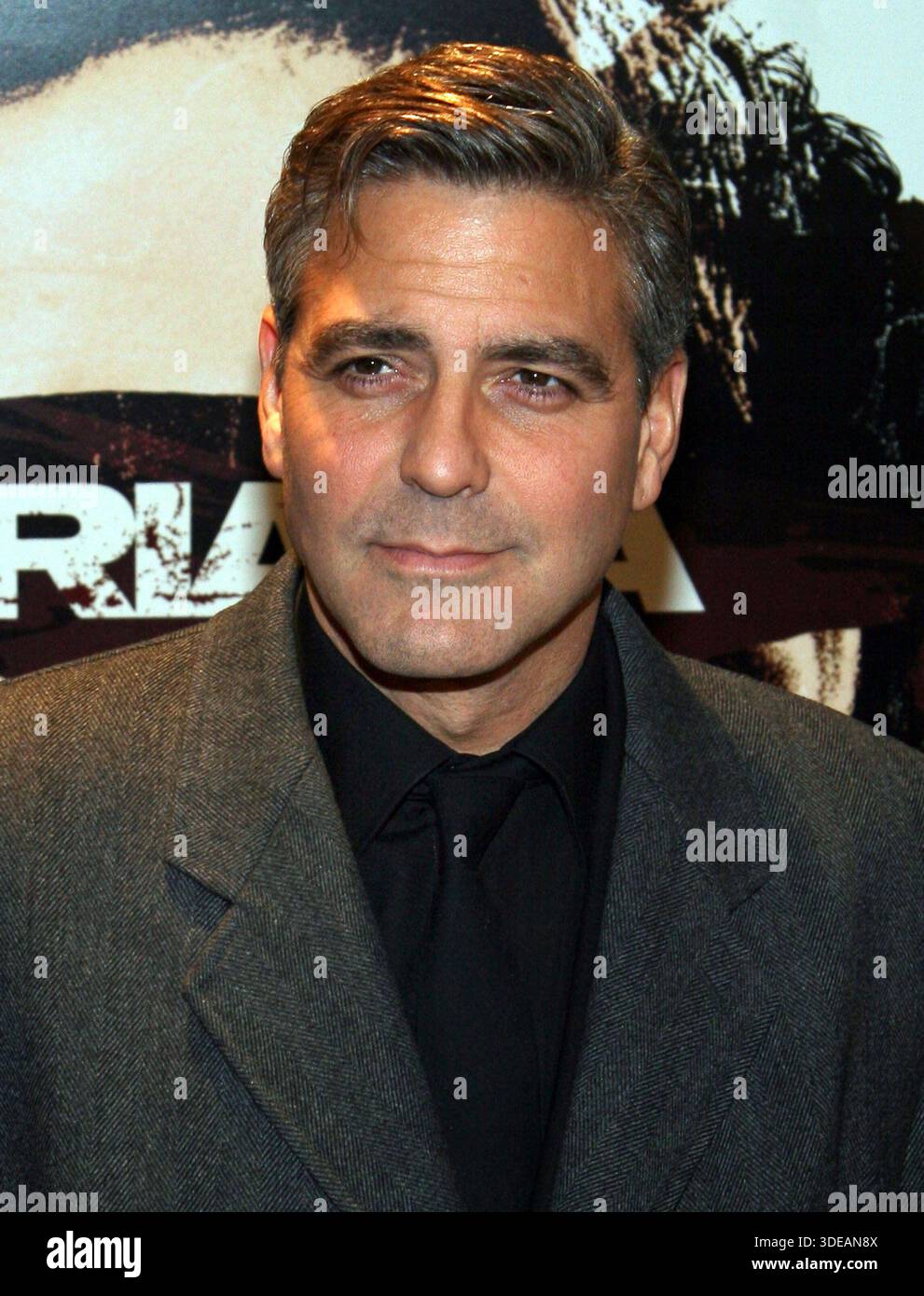 20 November 2005 - New York, NY - George Clooney at the Syriana world ...