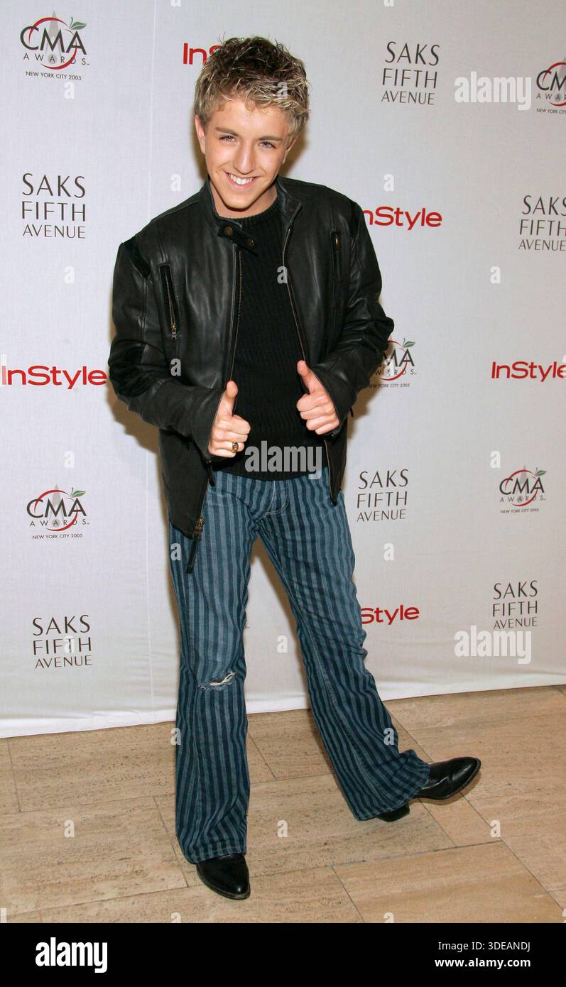 14 November 2005 - New York, NY - Billy Gilman at the Saks Fifth Avenue ...
