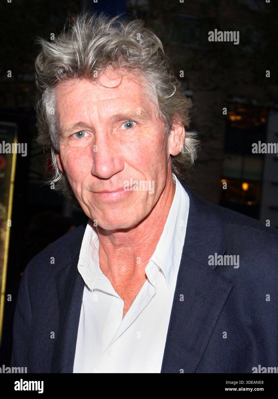 26 September 2005 - Alice Tulley Hall, NYC - Roger Waters at the NY ...