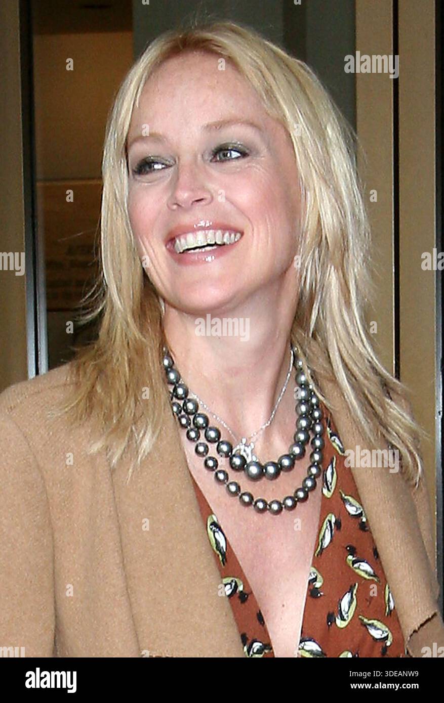 20 September 2005 - Avery Fisher Hall, NYC - Sharon Stone at Redbook's ...