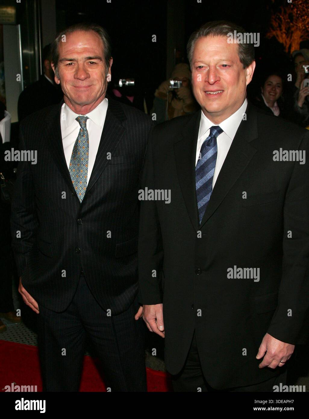 12 Decemeber 2005 - New York, NY - Tommy Lee Jones and Al Gore at the ...