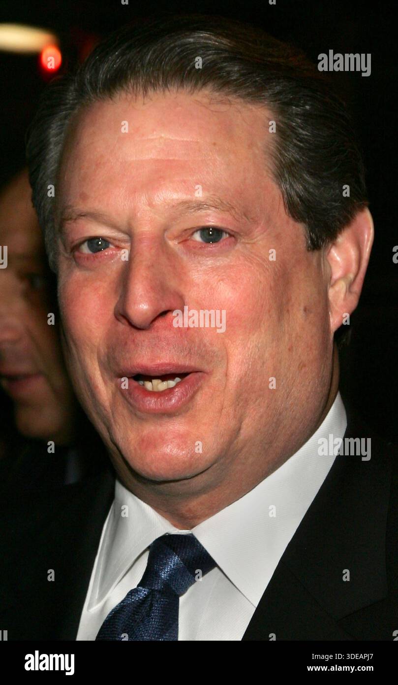 12 Decemeber 2005 - New York, NY - Al Gore at the premiere of 'The ...