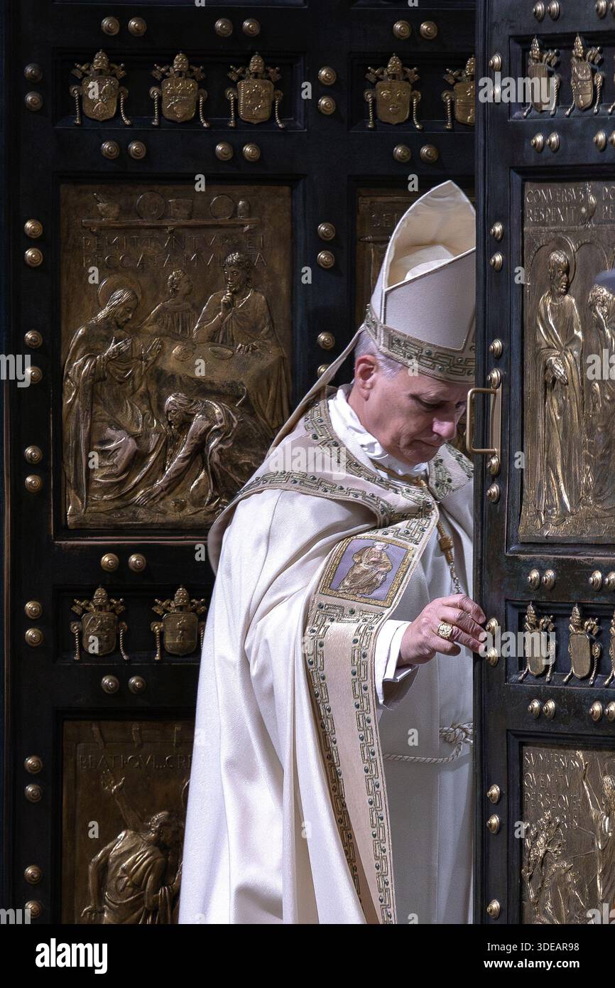 Pope Leo XIV closes the Holy Door of St. Peter's Basilica, concluding ...