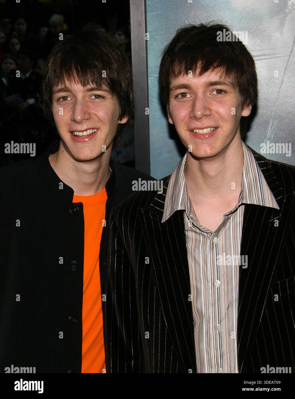 12 November 2005 - New York, NY - James Phelps and Oliver Phelps at the ...