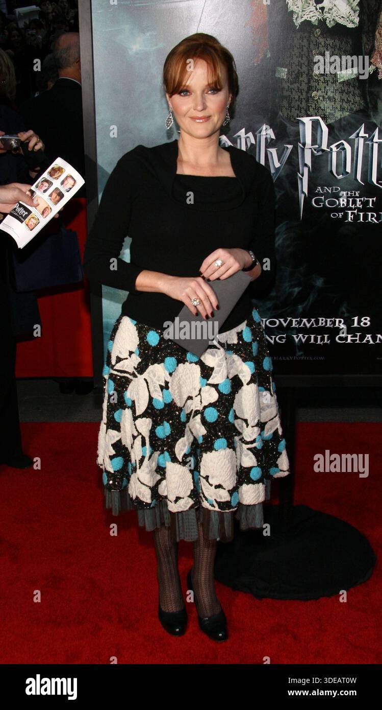 12 November 2005 - New York, NY - Miranda Richardson at the NY premiere ...