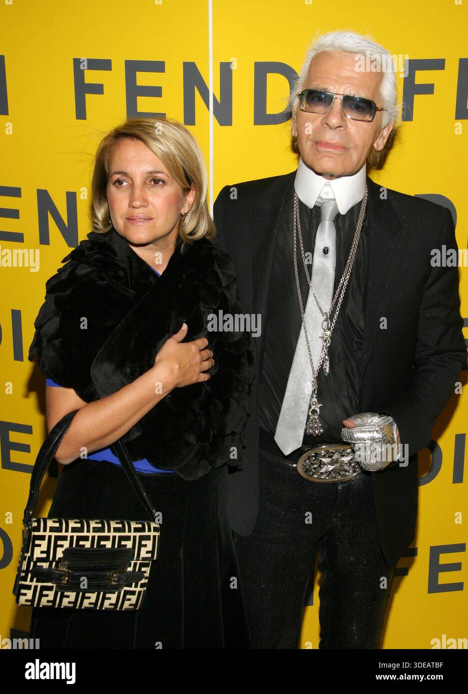 29 October 2005 - 25 Broadway, NYC - Sylvia Fendi and Karl Lagerfeld at ...