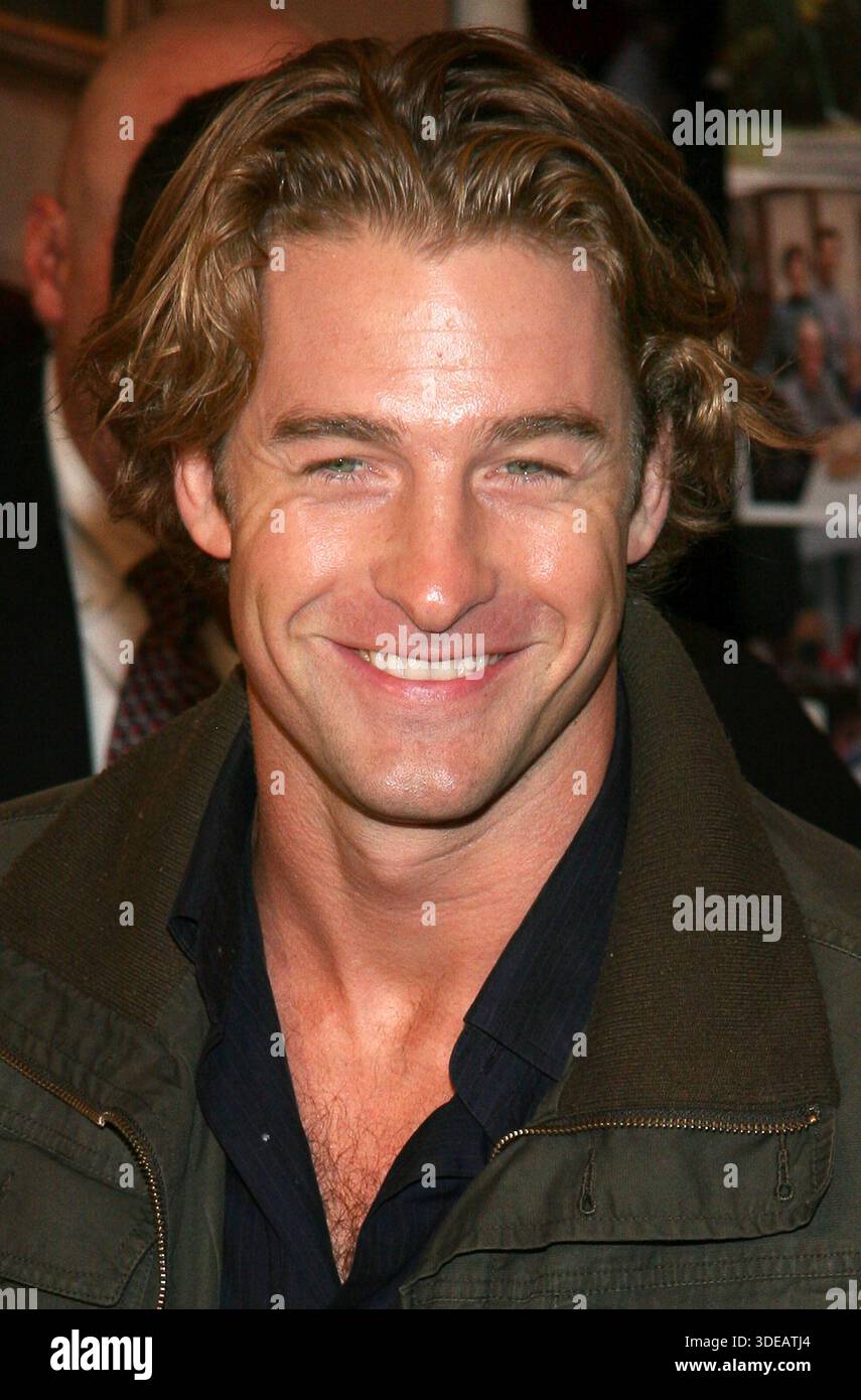 11 October 2005 - Lowes Lincoln Square, NYC - Scott Speedman at the NY ...
