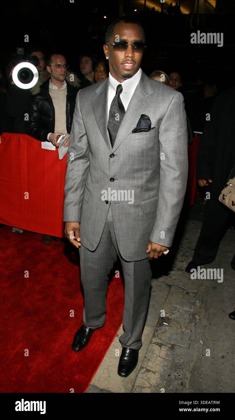01 Decemeber 2005 - New York, NY - Sean "Diddy" Combs arrives at "The ...