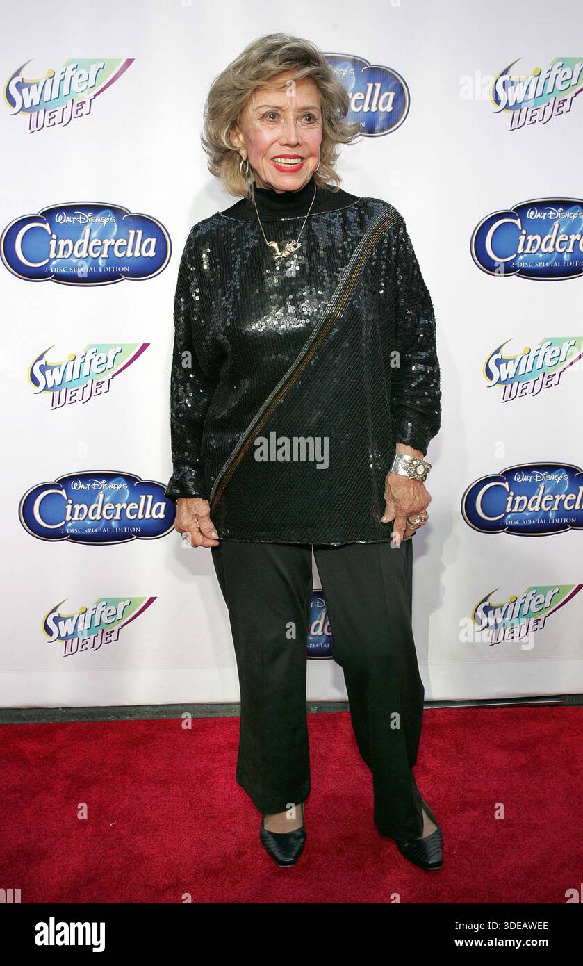 2 October 2005 - Ziegfeld Theatre, NYC - June Foray at the 'Cinderella ...