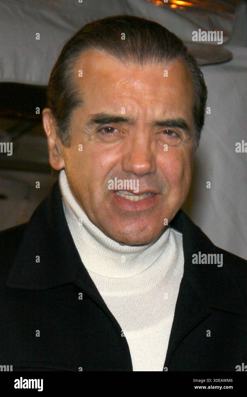 06 Decemeber 2005 - New York, NY - Chazz Palminteri at the NY premiere ...