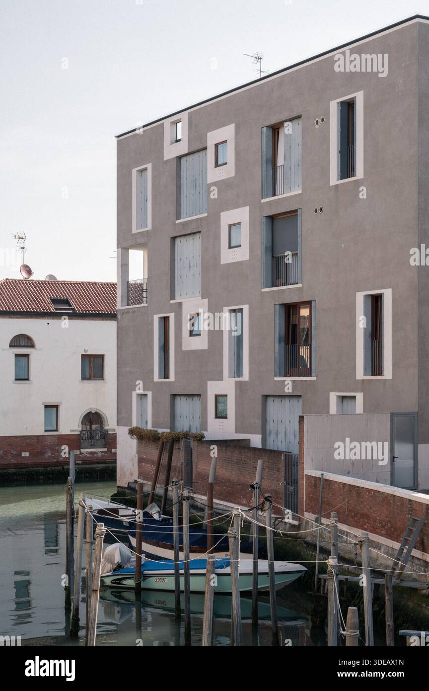 Venezia architettura contemporanea hi-res stock photography and images ...