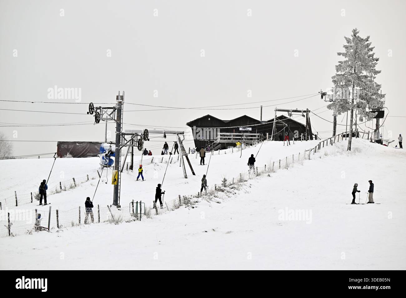 People go skiing in the Club de Ski Alpin ski center in Ovifat, Waimes ...