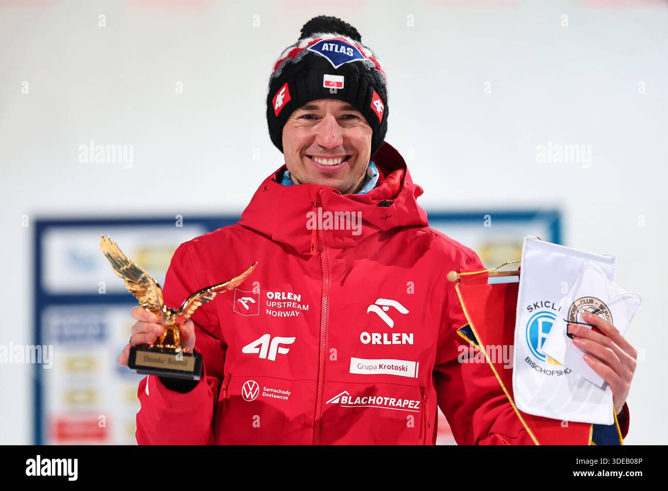 06 January 2026, Austria, Bischofshofen: Nordic skiing/ski jumping ...